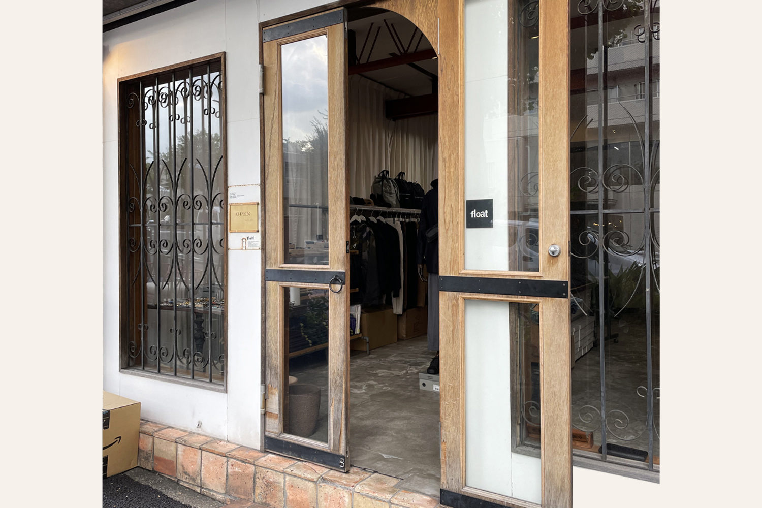 float GALLERY | 販売店情報 vol.11 – RESOLUTE OFFICIAL WEBSITE